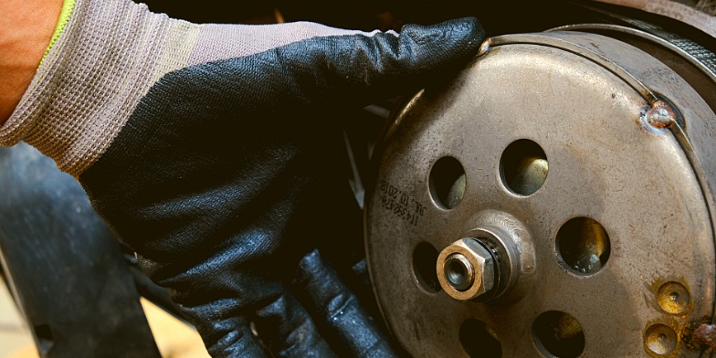 How To Tell If Your Clutch Has Gone Bad On Your Motorcycle | Road Guardians